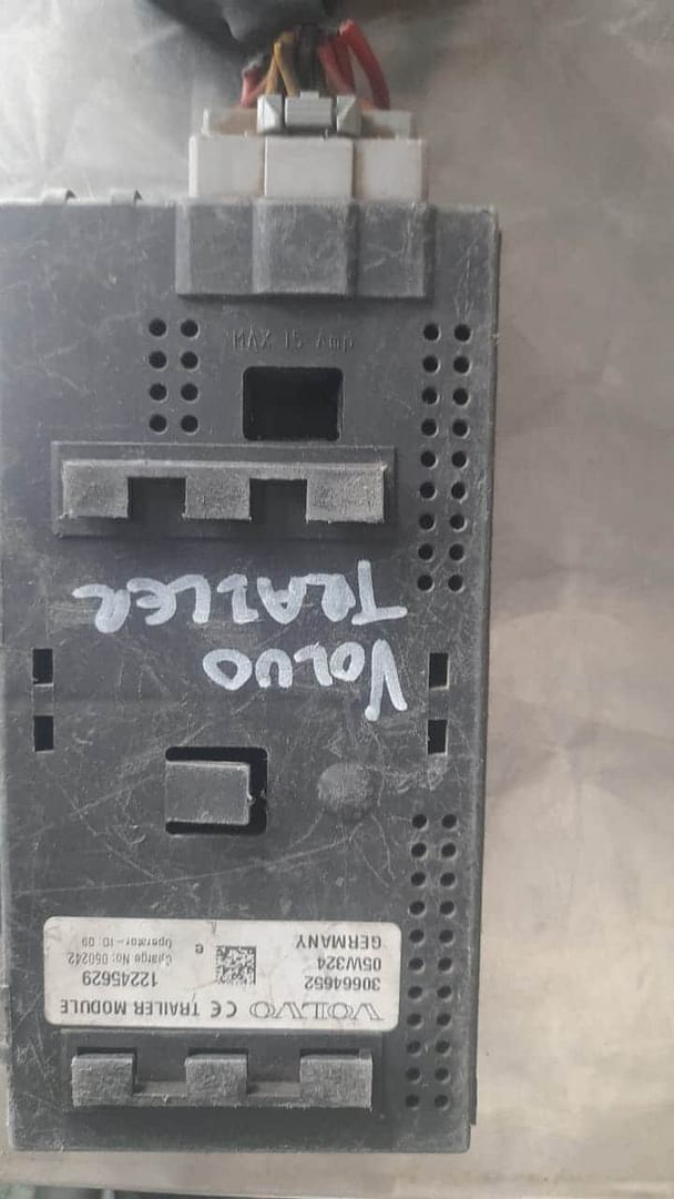 Volvo Trailer Module 12245629 | Used Car Parts – Brits Bros